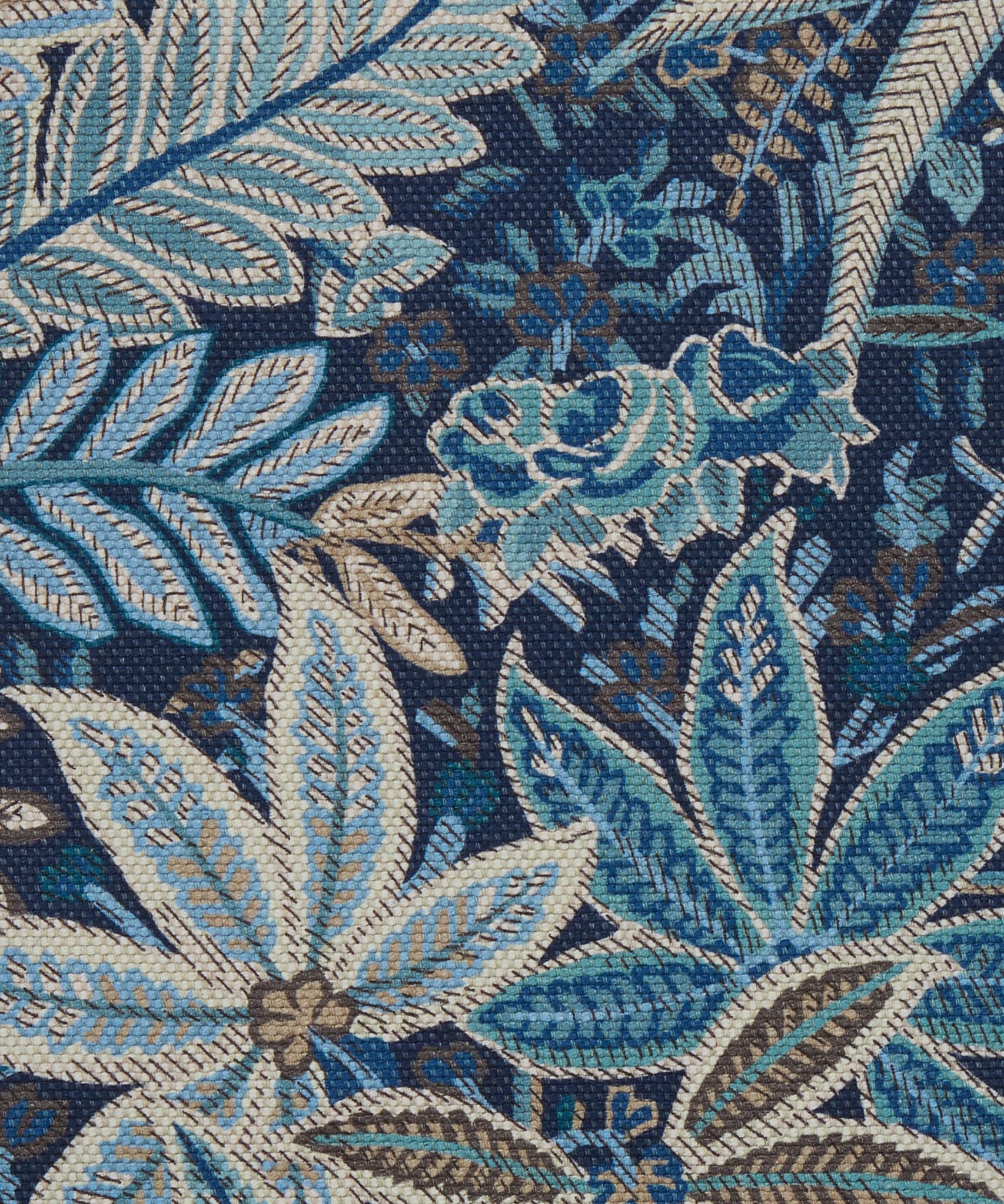 Persian Voyage Amersham Linen-Blend in Lapis - Indoor | Liberty Fabrics